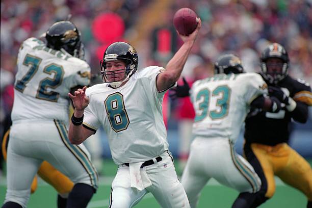 Left Handers Day: Ranking all 22 left-handed Quarterbacks in NFL History