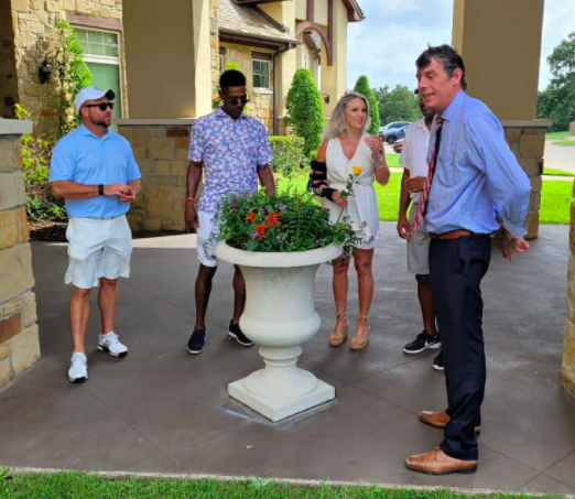 New Mahomes! Patrick's dad gets re-married (photos inside)
