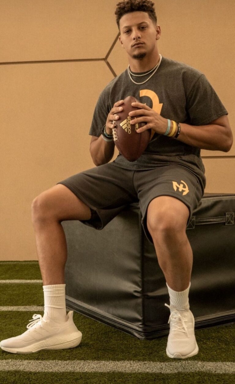 Mahomes models his new Adidas apparel & where you can order the shoes