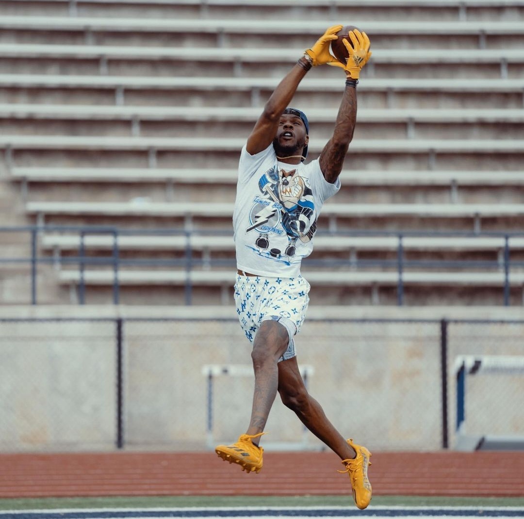 LOOK: The Mahomes' step out, Jameson Williams in KC & MVS catch pics