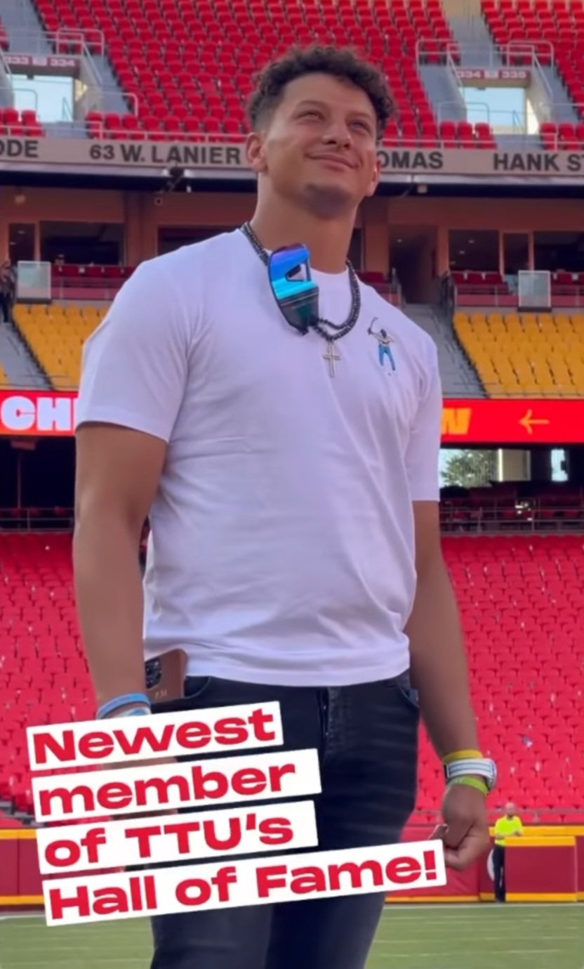 Kliff Kingsbury announces Mahomes as a Texas Tech Hall of Famer