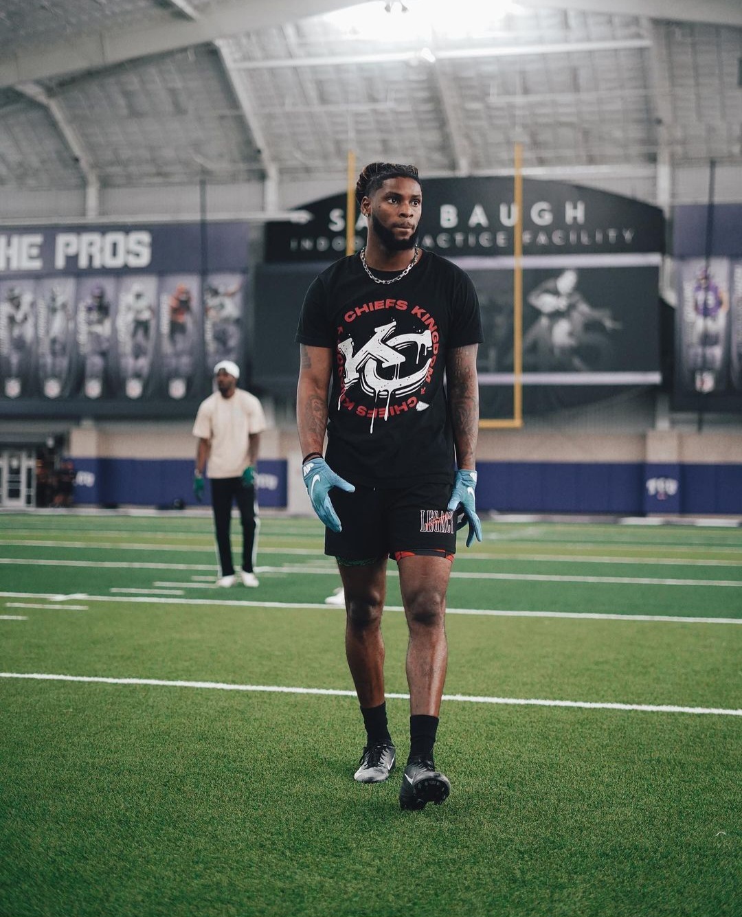 Patrick & his receiving corps workout in Texas (14 photos)