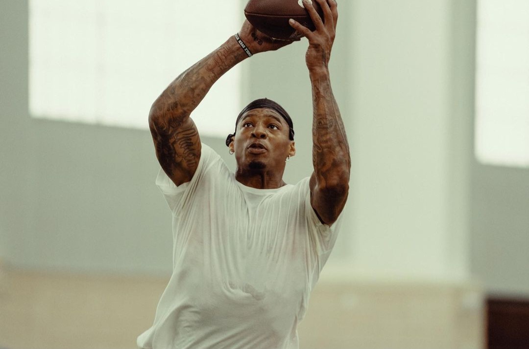 WATCH: Patrick & Travis are working with the boys (video & 20 pics)