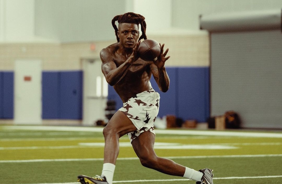 WATCH: Patrick & Travis are working with the boys (video & 20 pics)